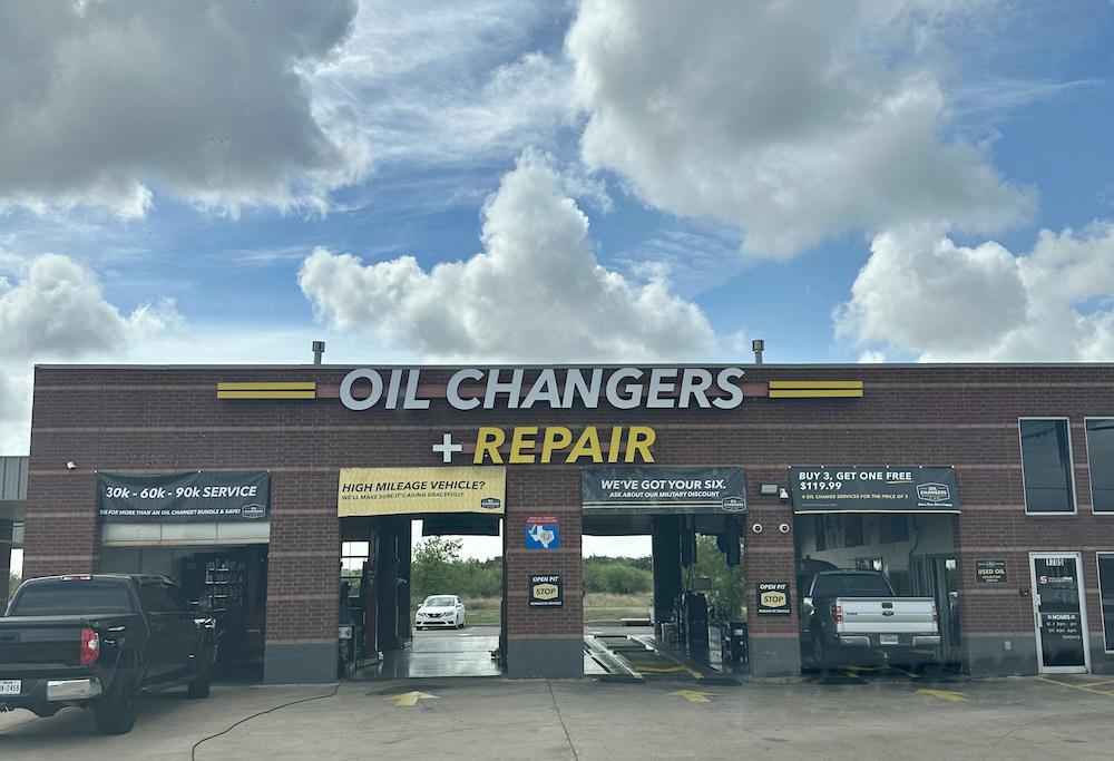 Oil Change & Auto Repair in Pflugerville TX - Oil Changers + Repair ...